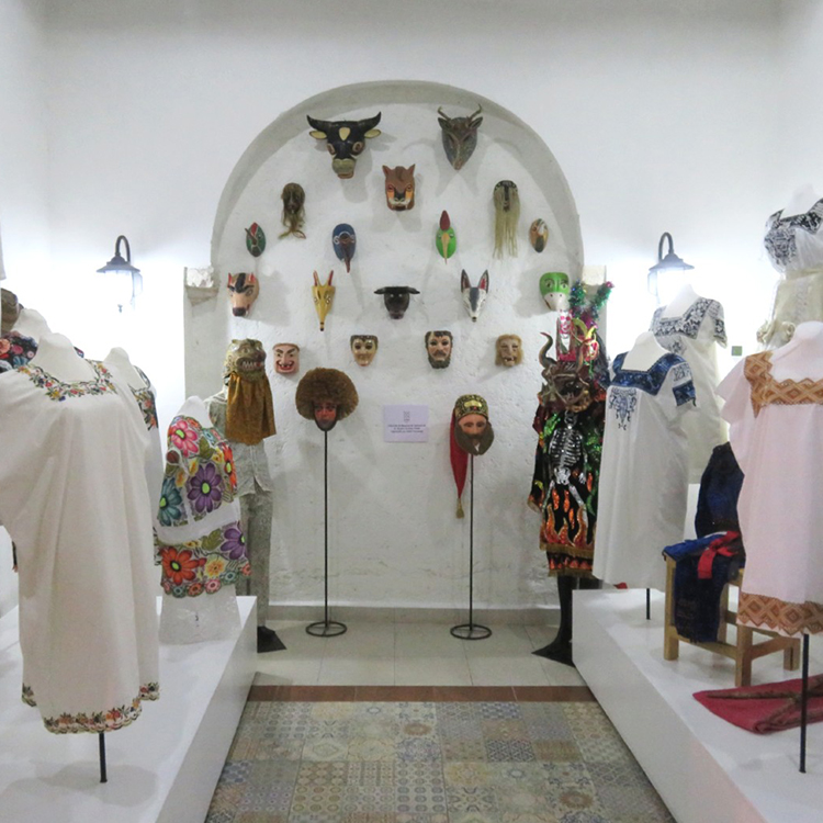 Museo de Ropa Étnica de México (MURÉM) | 101 Museos